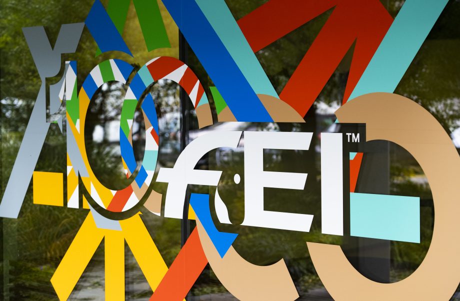 La FEI annulla gli eventi equestri previsti in Russia e Bielorussia ...