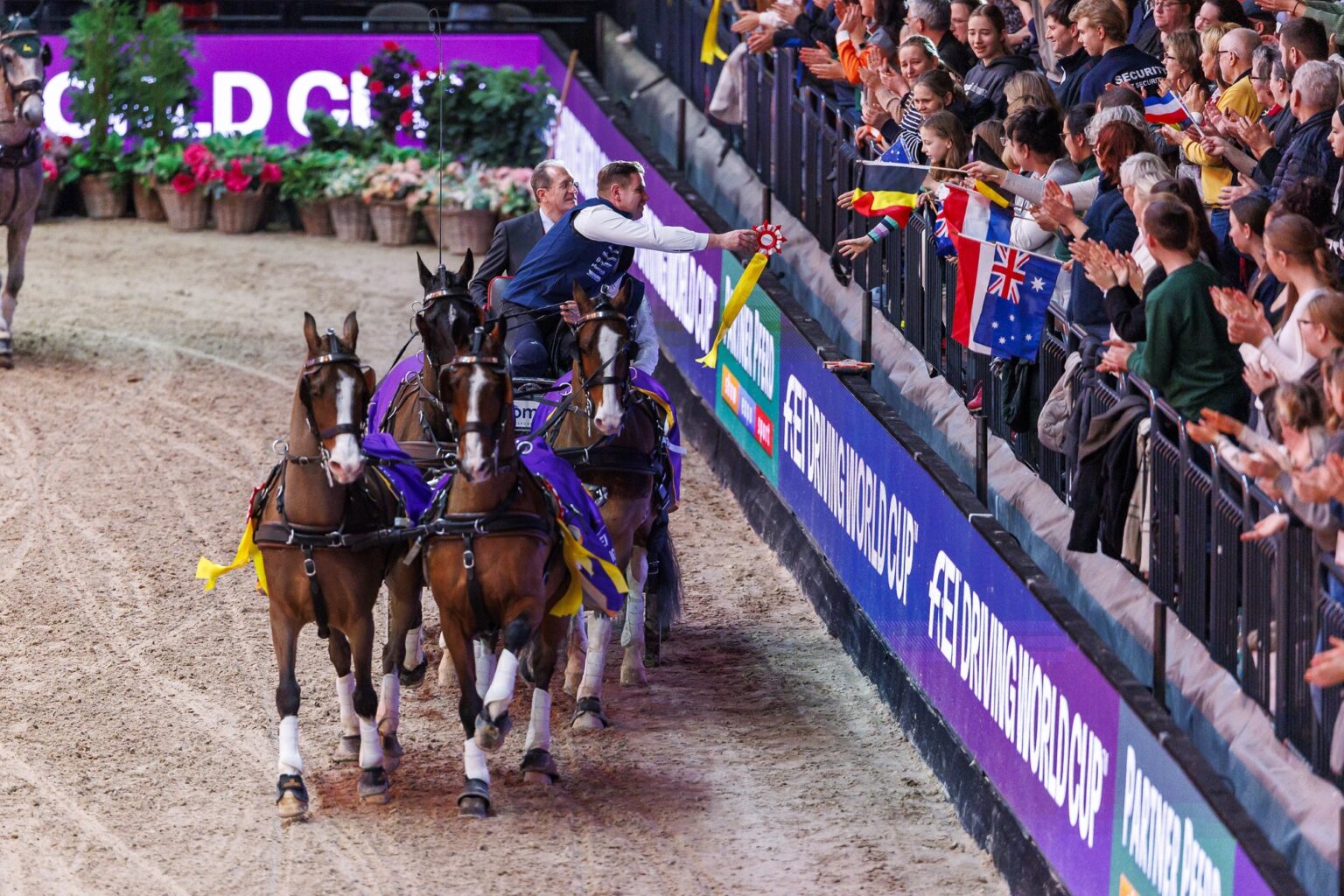 Dries Degrieck won in Leipzig at the FEI Driving World Cup Leg ...